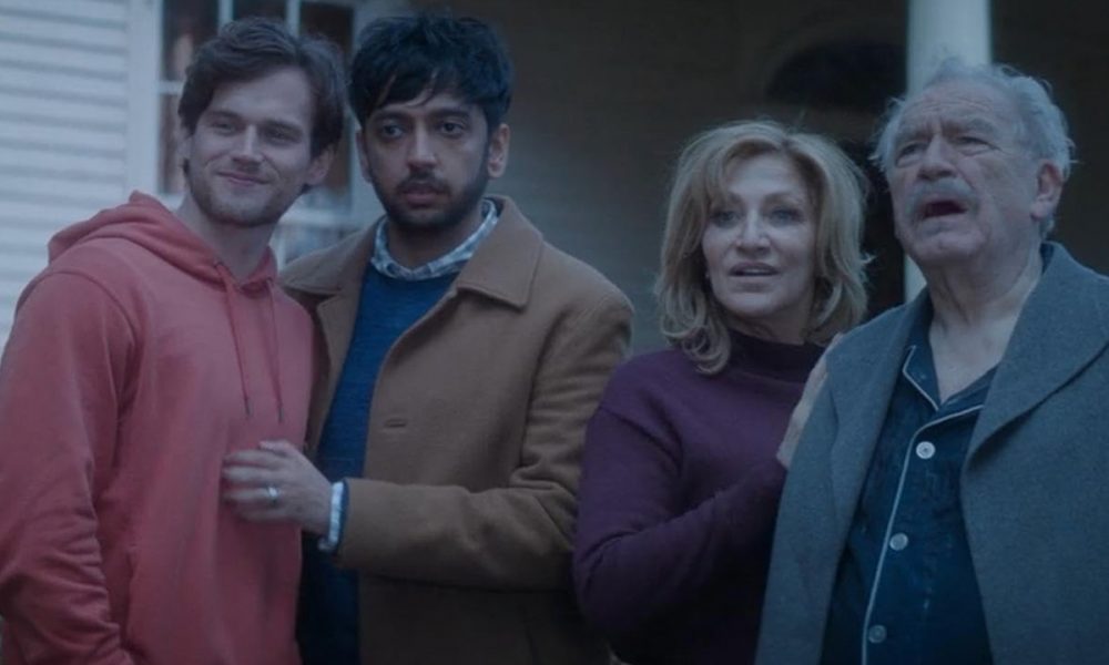 Stellar cast makes for campy fun in ‘The Parenting’